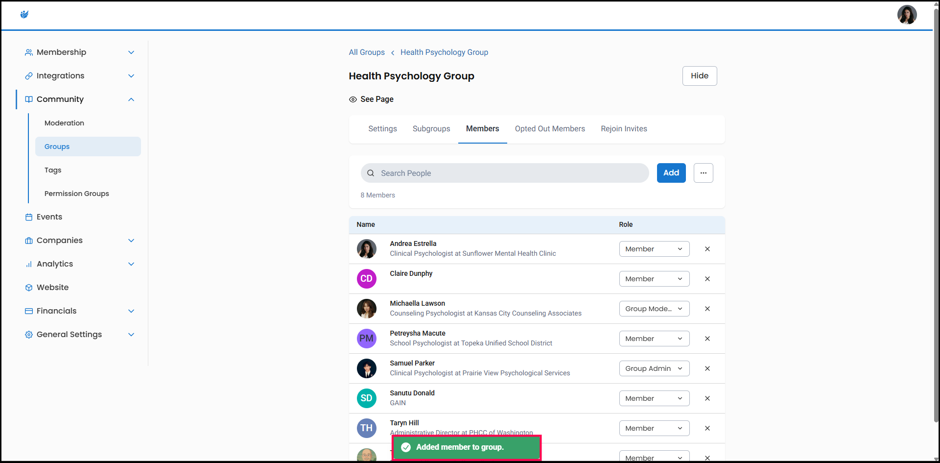How to add and remove group members